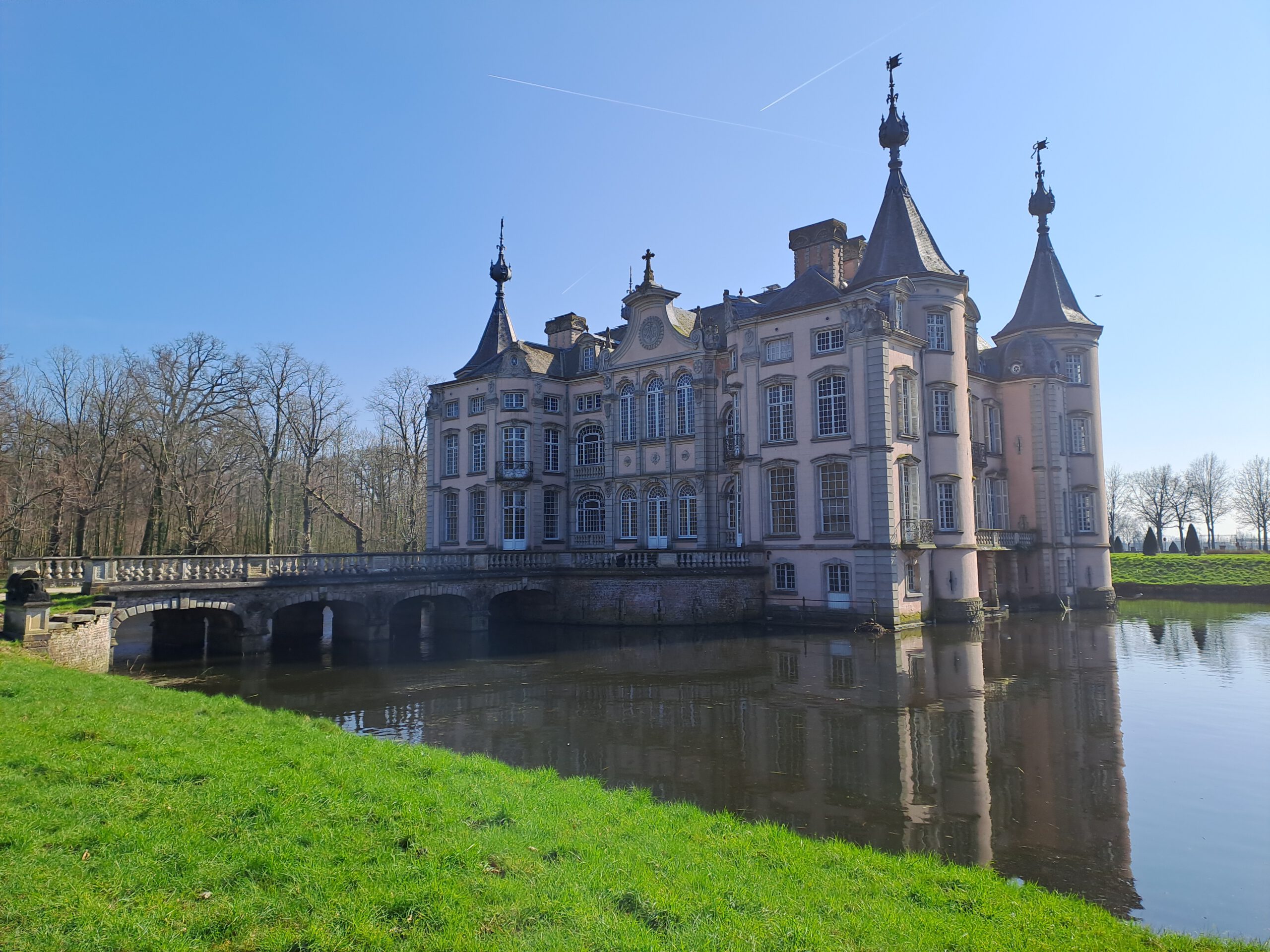 Wandeling in Aalter: kasteel van Poeke (6,9 km) - Effen Weg vzw
